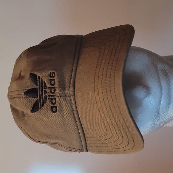 adidas | Accessories | Adidas Adjustable Unisex Cap | Poshmark
